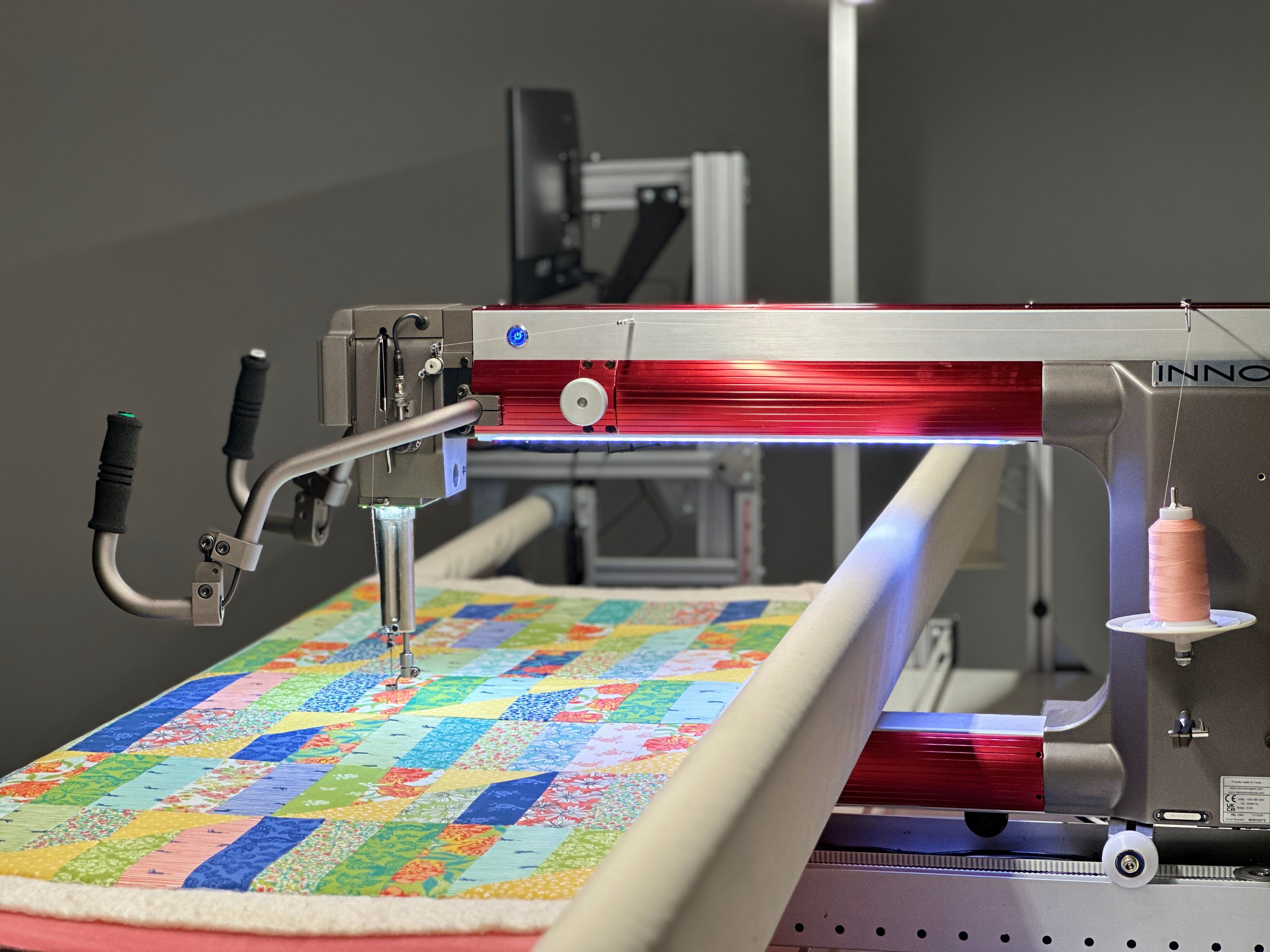 INNOVA M Series Longarm Quilting Machines | M20, M24 & M28 – INNOVA Longarm