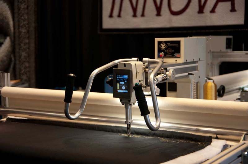 INNOVA Longarm Quilting Machines | Professional Quilting Machine ...